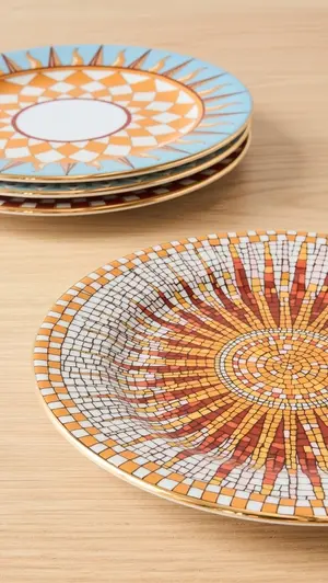 La DoubleJ Dessert Plates Set Of 4