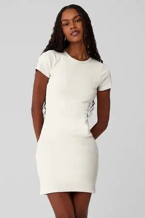 Alo Yoga Goddess Ribbed Short Sleeve Dress In White, Size - Ivory |  Editorialist