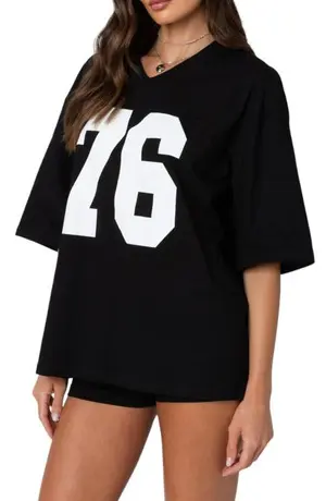 EDIKTED 76 Oversized Graphic T-shirt - Black