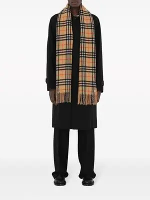 Burberry Vintage Check Cashmere Scarf - Neutrals
