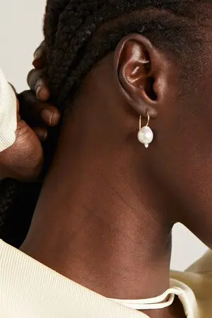 Mizuki 14-karat Pearl And Diamond Earrings