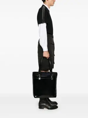 Alexander McQueen Coated-finish Shoulder Bag - Black