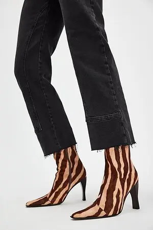 Jeffrey Campbell Sweet Talker Snip-toe Boots - Brown Beige Zebra