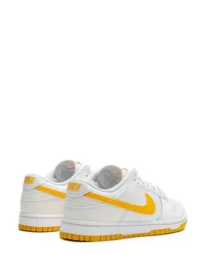 Nike Dunk Low Retro Sneakers - White