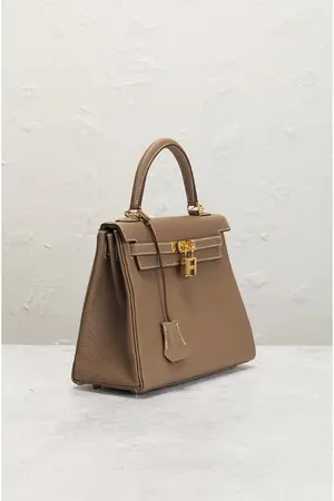 Hermès Togo B Stamp Kelly 25 Handbag In Brown