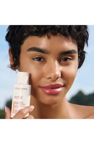 Clarins Tinted Face Sunscreen - Medium