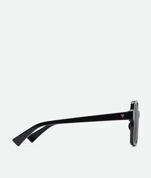 Bottega Veneta Square Frame Sunglasses - Black/grey