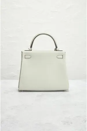 Hermès Togo Kelly 25 Handbag - Vert Fizz