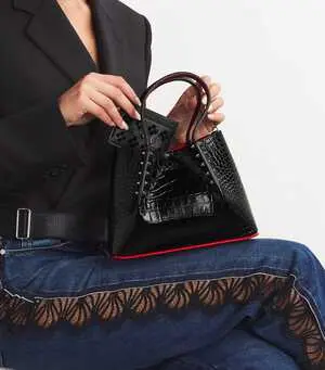CHRISTIAN LOUBOUTIN Kois Loubinthesky Calfskin Card Holder - Black