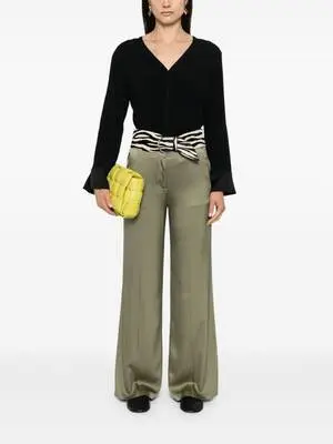 FORTE_FORTE V-neck Crepe Blouse