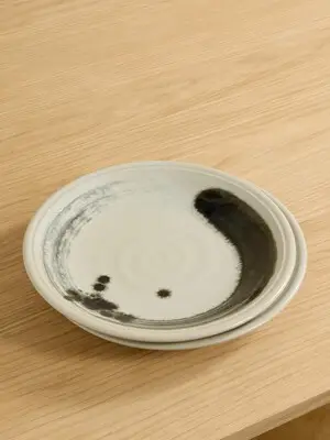 L'Objet Sumi Set Of Two Porcelain Dinner Plates Neutrals