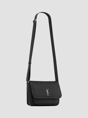 Saint Laurent Niki Messenger Bag In Grained Lambskin - Black