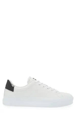 Givenchy City Court Leather Low Top Sneaker In White/Black  display picture 3
