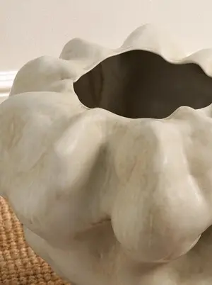 L'Objet Timna Porcelain Vase