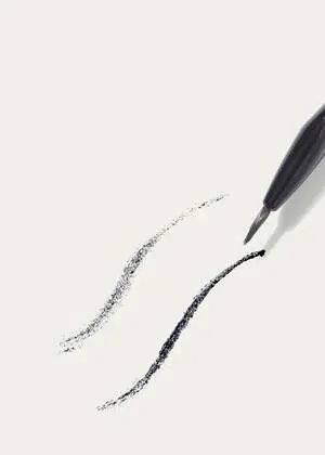 KEVYN AUCOIN Angled Eyeliner Brush