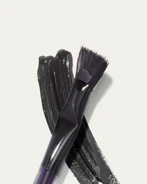 KEVYN AUCOIN Angled Fan Mascara Brush