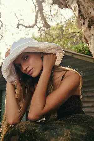Free People Sunset Brimmed Bucket Hat In Ivory - 66% Off  display picture 2