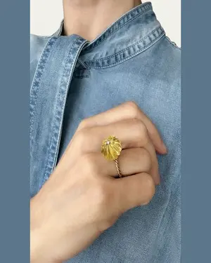 HAUTE VICTOIRE Saturn Citrine Diamond Ring