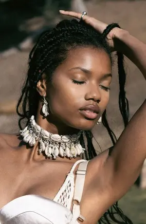 CHILD OF WILD Lakshmi Shell Choker