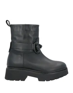 JANET & JANET Ankle Boots In Leather