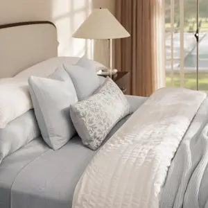 BOLL & BRANCH Relaxed Seersucker Duvet Set - White