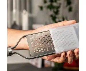 ZWILLING Pro Fine Hand Grater & Cover