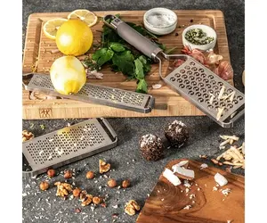 ZWILLING Pro 3 Piece Grater Set