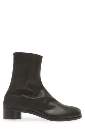 MAISON MARGIELA Tabi Boot - Black