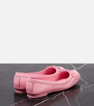 CHRISTIAN LOUBOUTIN Mamadrague Leather Ballet Flats - Pink
