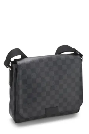 LOUIS VUITTON Damier Graphite District Messenger Bag