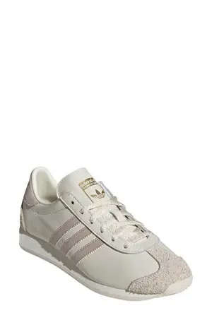 Adidas Country Low Top Sneaker - Off White/taupe/white