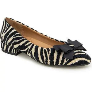 Gentle Souls GENTLE SOULS BY KENNETH COLE Abigail Bow Pump Zebra Fabric