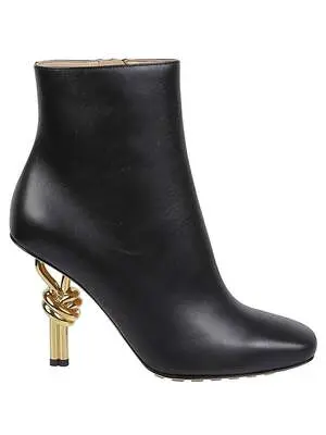 Bottega Veneta Knot Leather Ankle Boots - Black