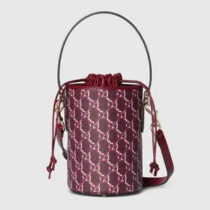 Gucci Bucket Bag - Red | Editorialist display picture 1