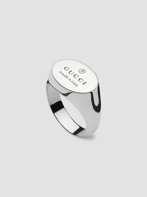 Gucci Trademark Sterling Oval Signet Ring - Silver
