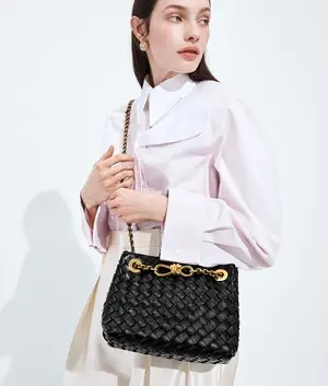 Bottega Veneta Small Andiamo Chain Top Handle Bag - Black