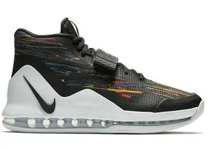 Nike Air Force Maxin Sneakers