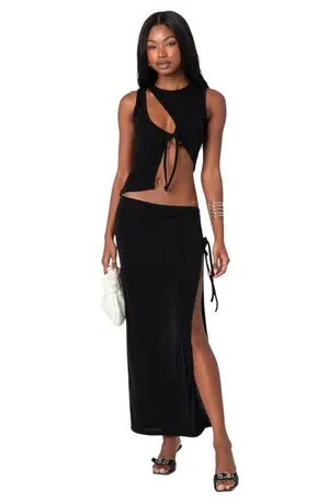 EDIKTED Goldie Slit Maxi Skirt