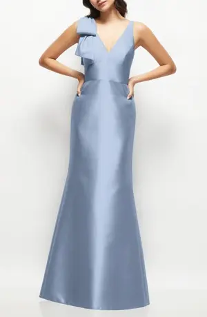 Alfred Sung Bow Detail Trumpet Gown - Cloudy