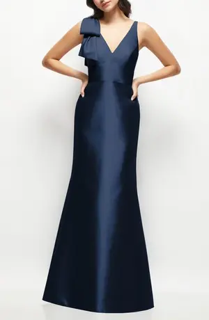 Alfred Sung Bow Detail Trumpet Gown - Midnight