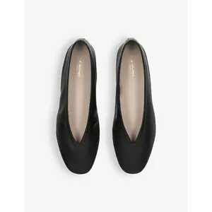 Le Monde Beryl Luna Pointed-toe Leather Pumps - Black
