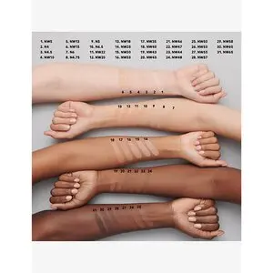 MAC COSMETICS Studio Fix Fluid Spf 15 Foundation - Nc44.5
