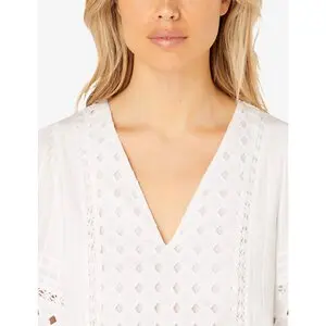 RO&ZO V-neck Broderie Cotton Top
