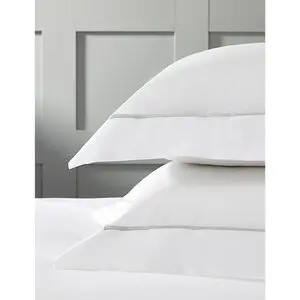 THE WHITE COMPANY Savoy Oxford Cotton Pillowcase Square White/silver