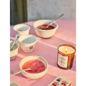 PLUM AND ASHBY Wild Fig & Saffron Candle Soy-wax Candle 220g