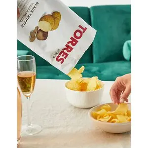 TORRES Black Truffle Crisps 125g