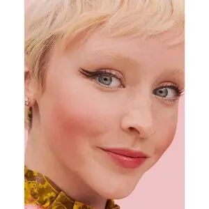 BENEFIT COSMETICS Willa Blusher 6g - Nude
