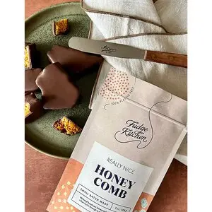FUDGE KITCHEN Honeycomb Chocolate-covered Fudge Pouch 125g