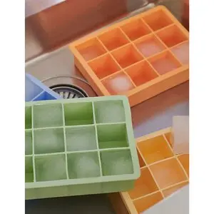 HAY Extra-large Square Silicone Ice Cube Tray - Blue