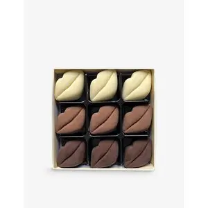CHOC ON CHOC Assorted Milk Dark And White Chocolate Lips 90g - One-color